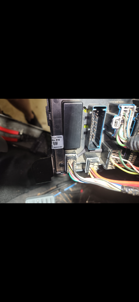 2006 F250 with a 5.4, Interior fuse panel wiring diagram help - Ford ...