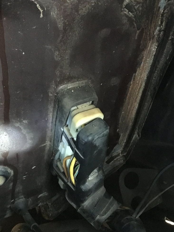 ECM/PCM Firewall Seal - Ford Truck Enthusiasts Forums