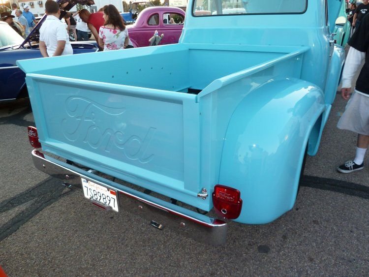 "Ford" Script on tailgate - Ford Truck Enthusiasts Forums