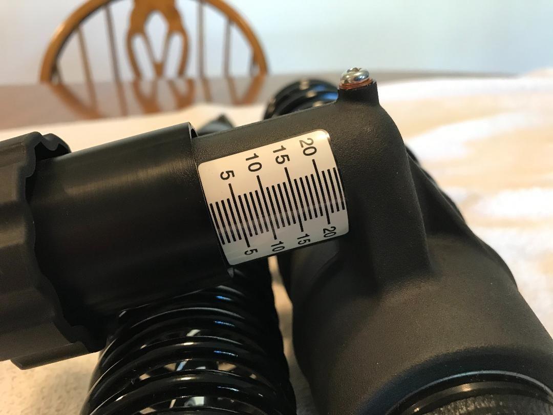 Harley Hand Adjustable 13" Shocks - Harley Davidson Forums