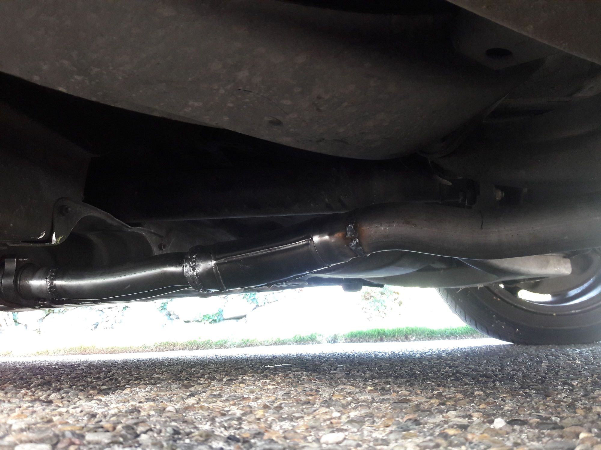 300SE AMG muffler install | Mercedes-Benz Forum