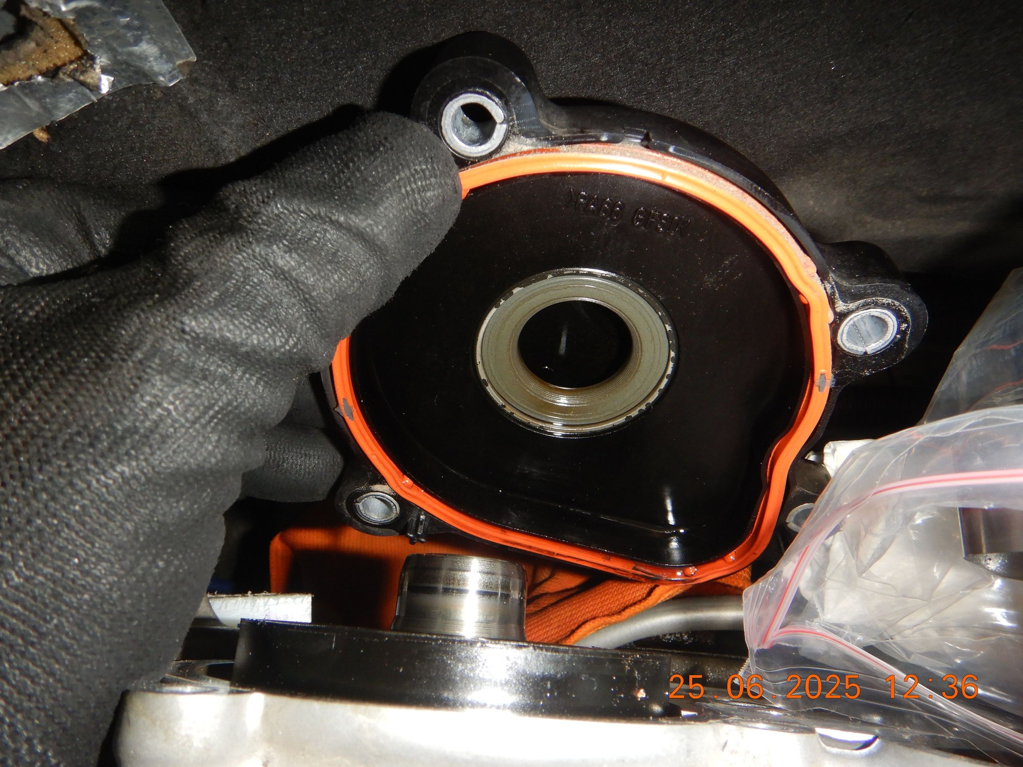 Engine oil drip/leak locations on M276 engine - MBWorld.org Forums