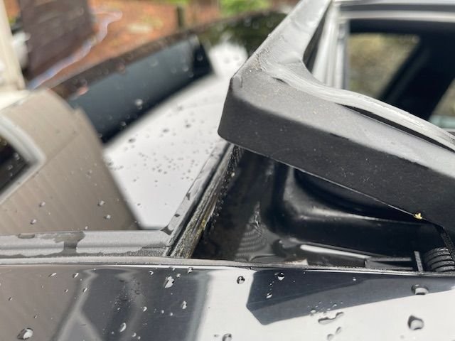 Sunroof leak without plugged drains - MBWorld.org Forums