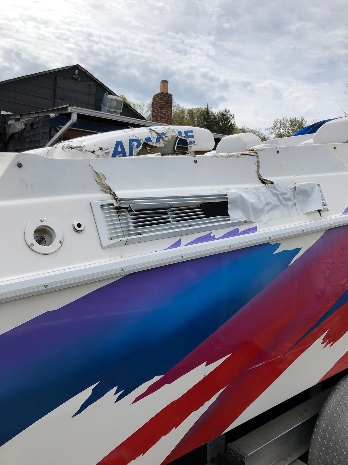 36 Apache listed in classifieds - Offshoreonly.com