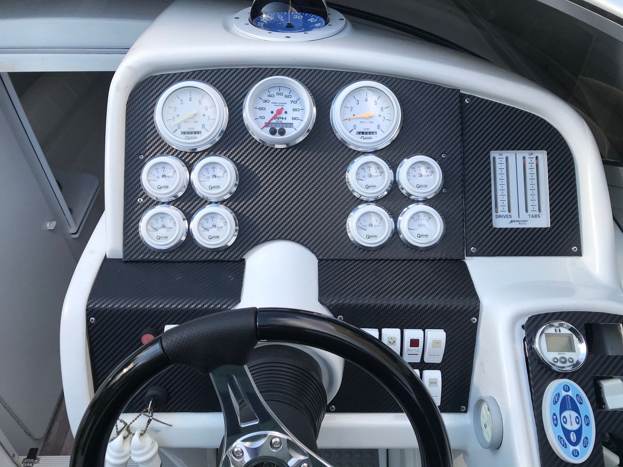 Restoring Formula 252BR - Dash Upgrade - Offshoreonly.com