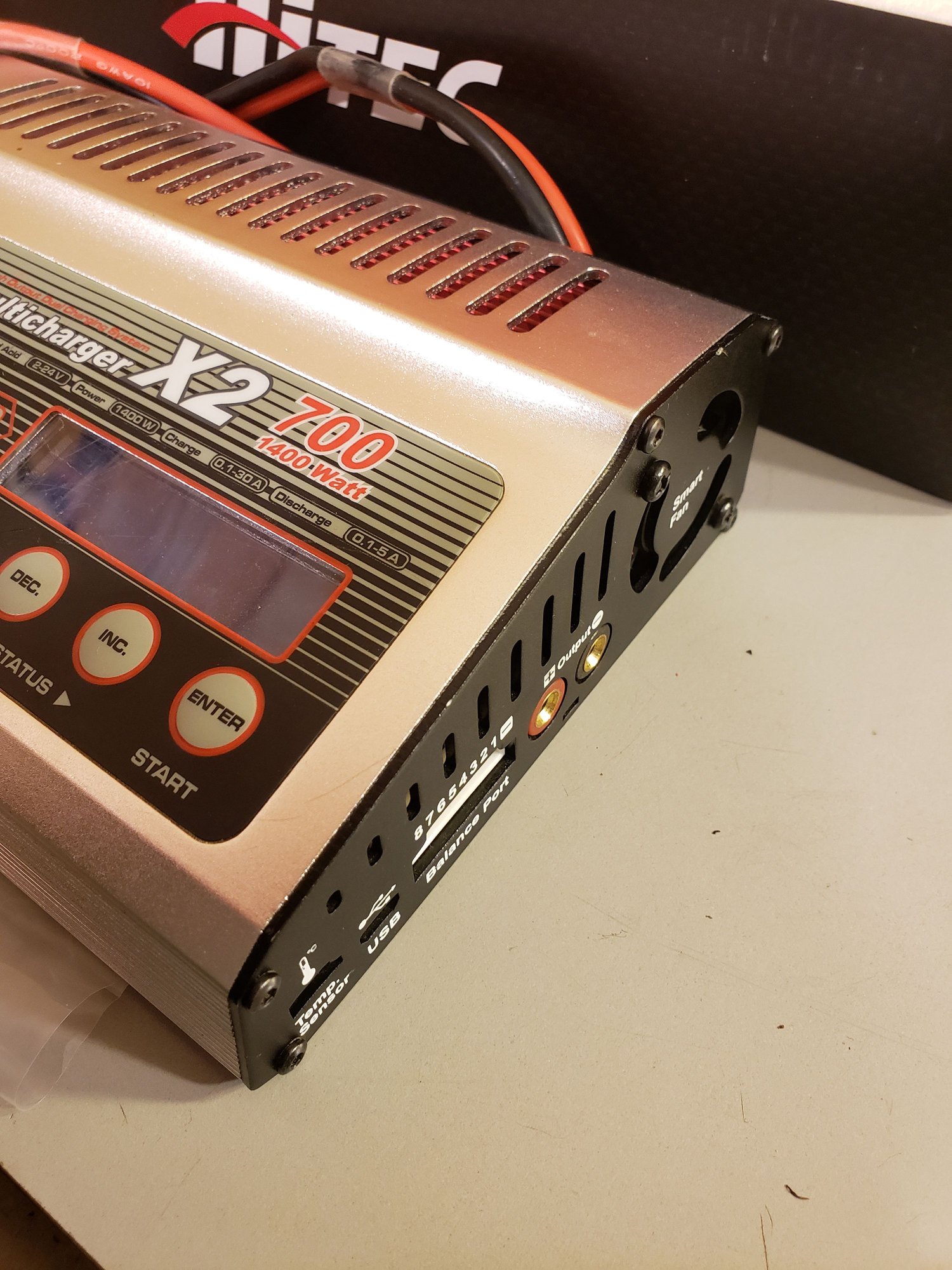 Hitec X2 700 30 amp charger - R/C Tech Forums