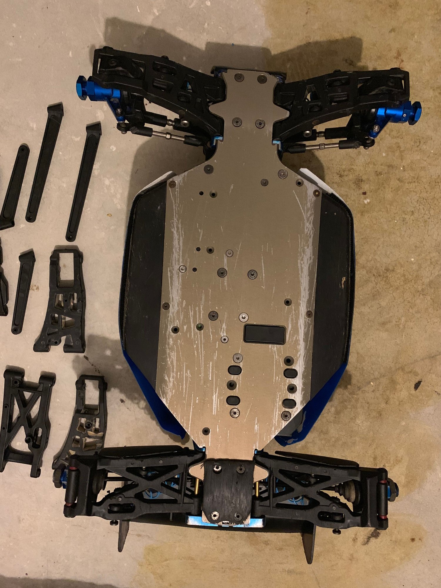 Team associated rc8.2e With tons of parts - R/C Tech Forums