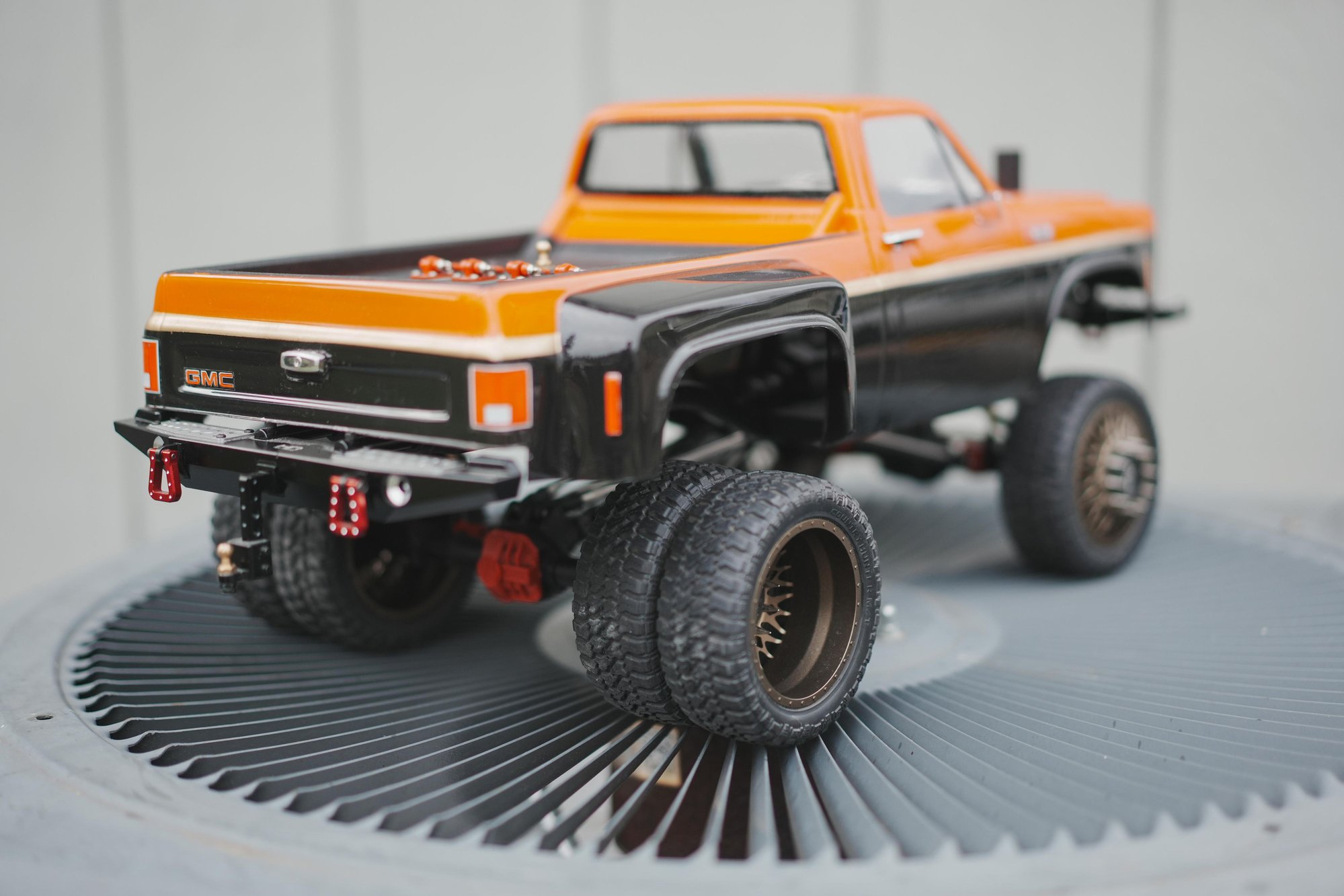 Custom Axial tow truck SCX10 build custom painted body winch metal ...