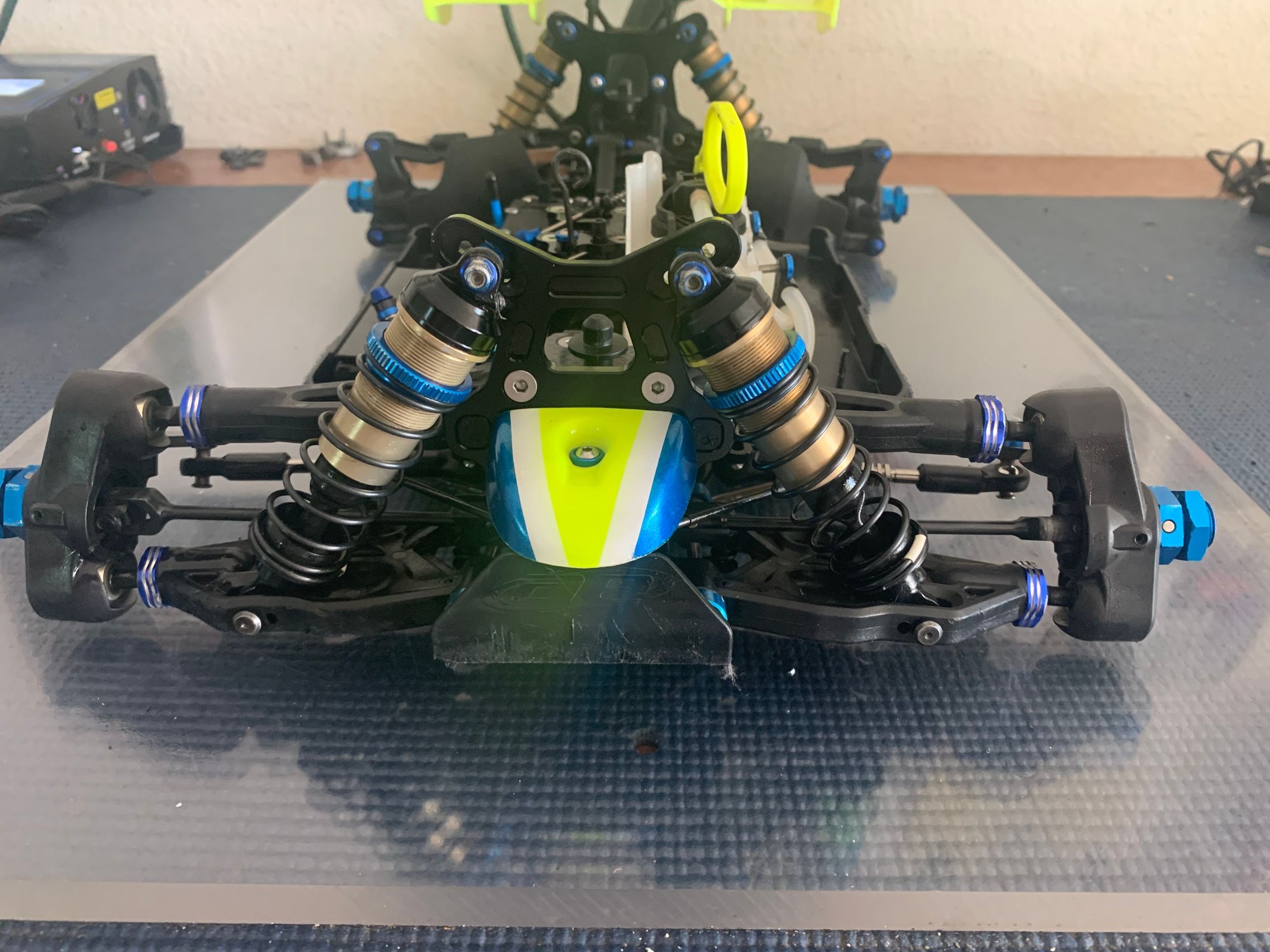 Loaded AE RC8B3.1 slider - R/C Tech Forums