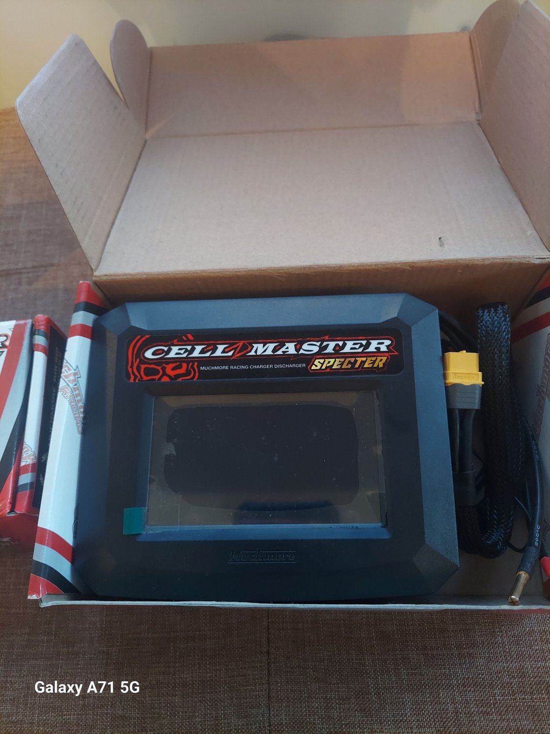 Muchmore cellmaster specter with specter discharge bank - R/C Tech Forums