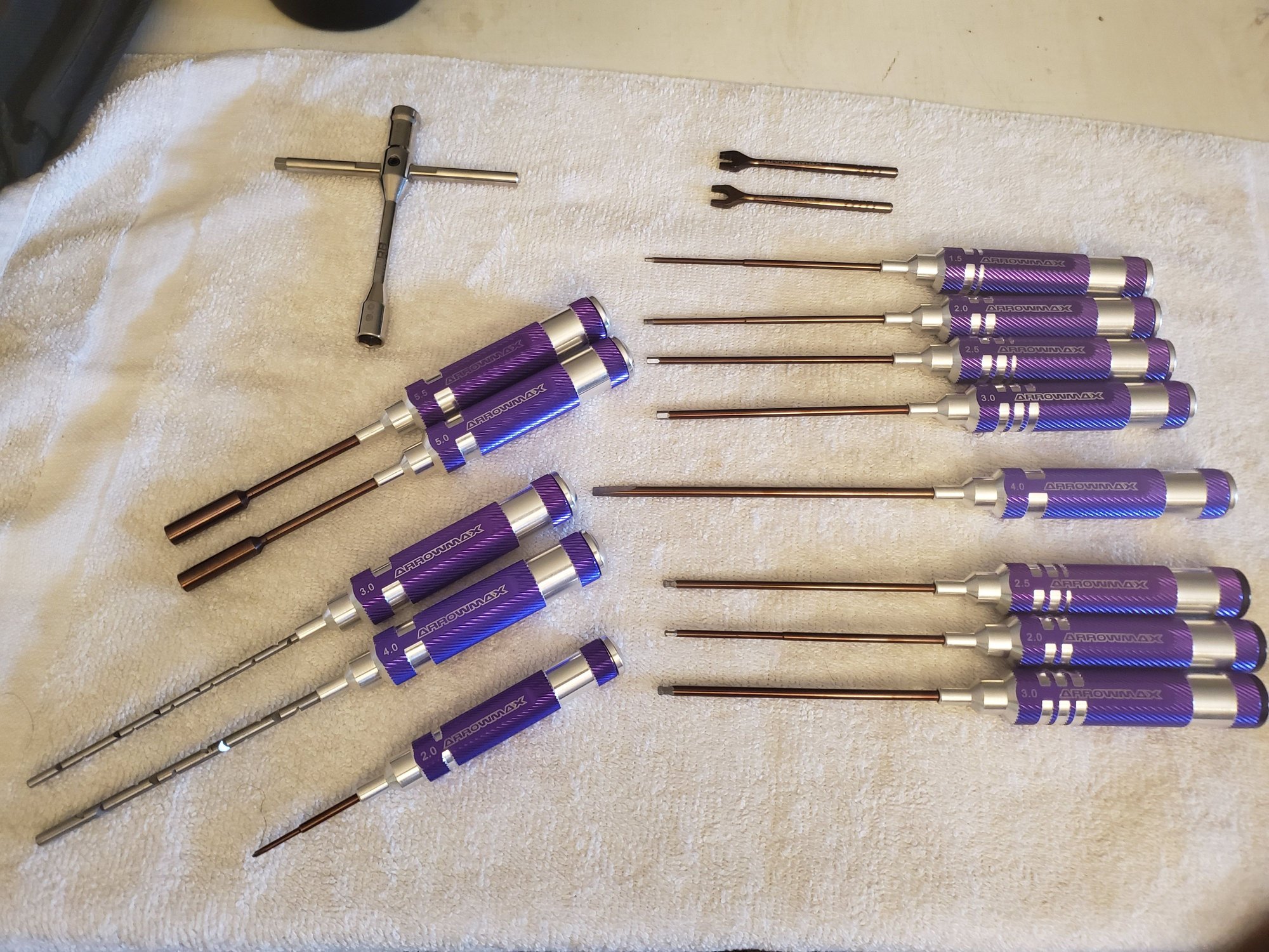 ARROWMAX 17 Piece Tool Set - R/C Tech Forums