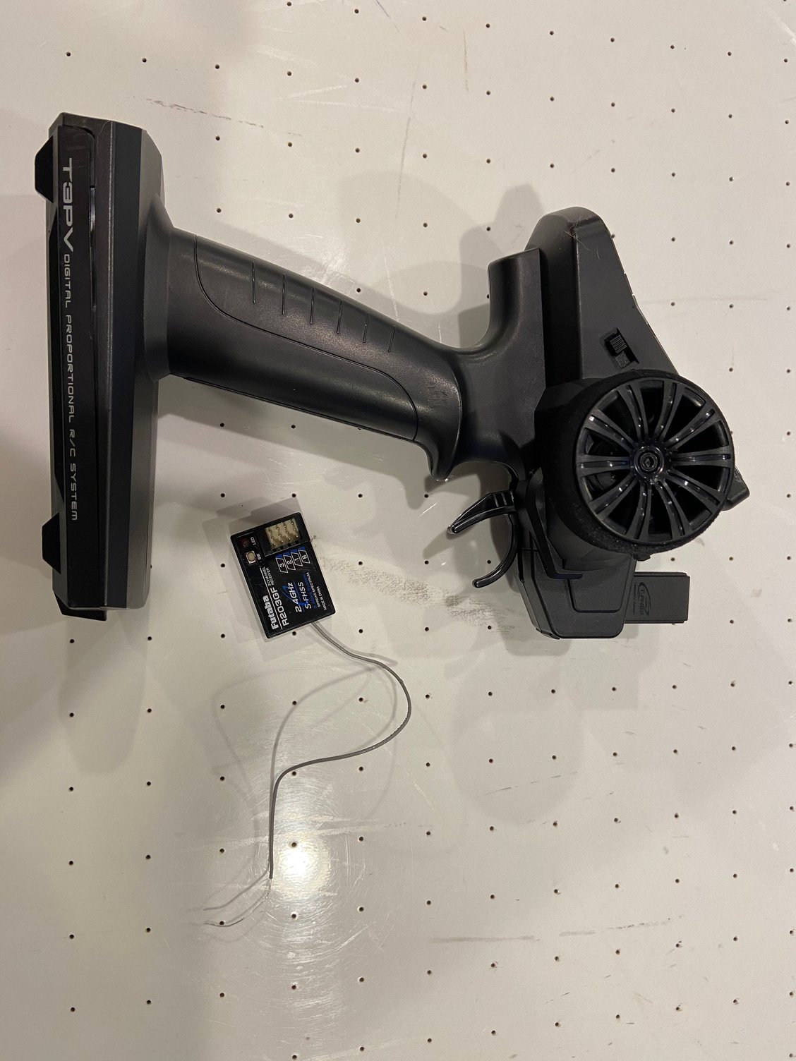 Futaba 3pv w/ R203GF receiver - R/C Tech Forums