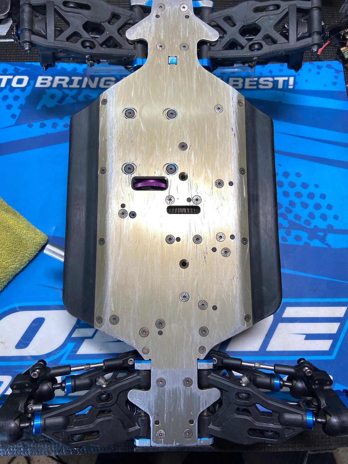 RC8B3e and Rc8b3 mint - R/C Tech Forums