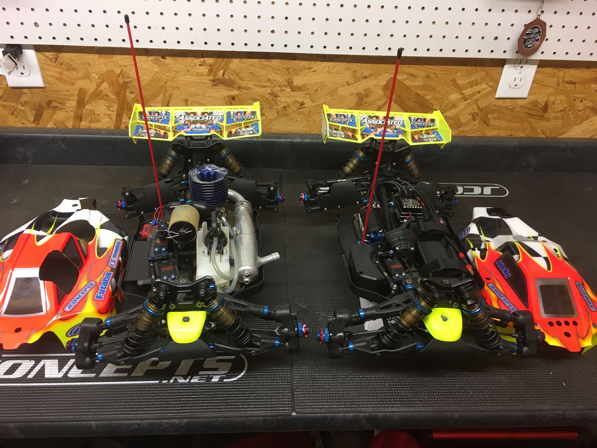 Rc8b3 Rc8b3e Rc8 Rc8t - R/C Tech Forums