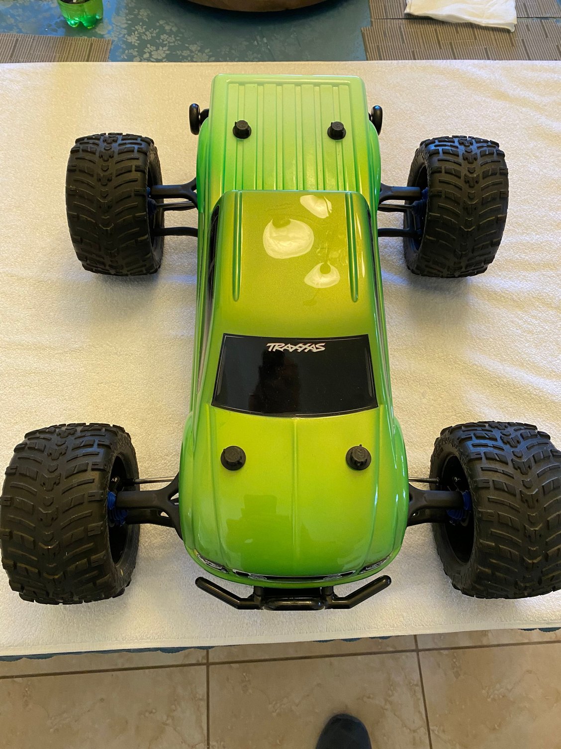 Traxxas E-Maxx Brushless 3908 - R/C Tech Forums