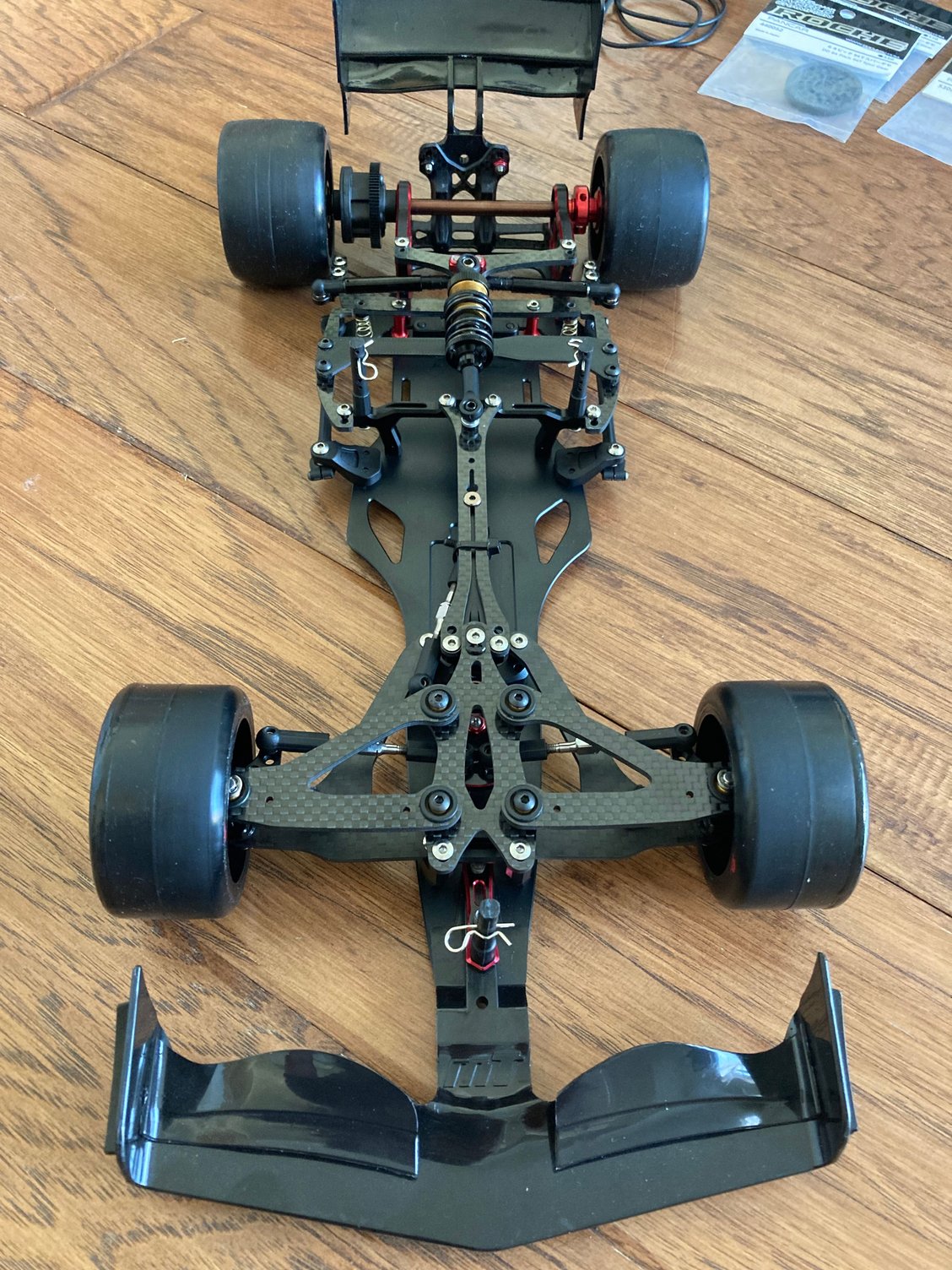 Roche EVO3 F1 tons of spares - R/C Tech Forums