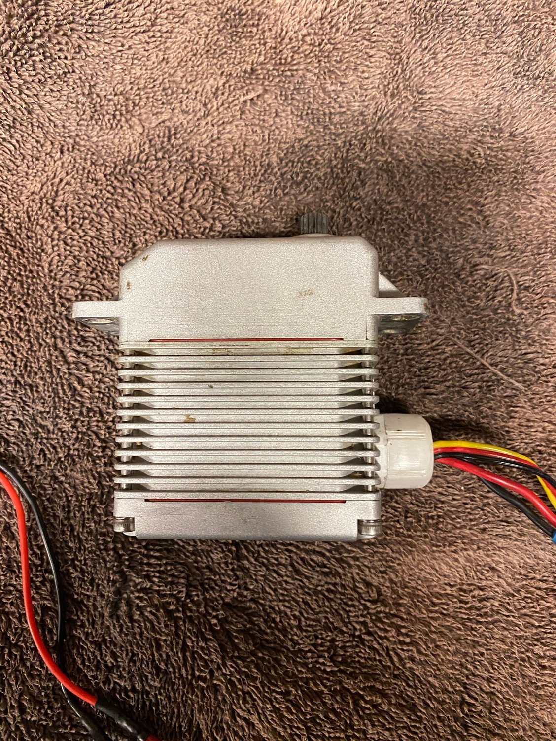 Hitec sgt1000 large scale servo - R/C Tech Forums