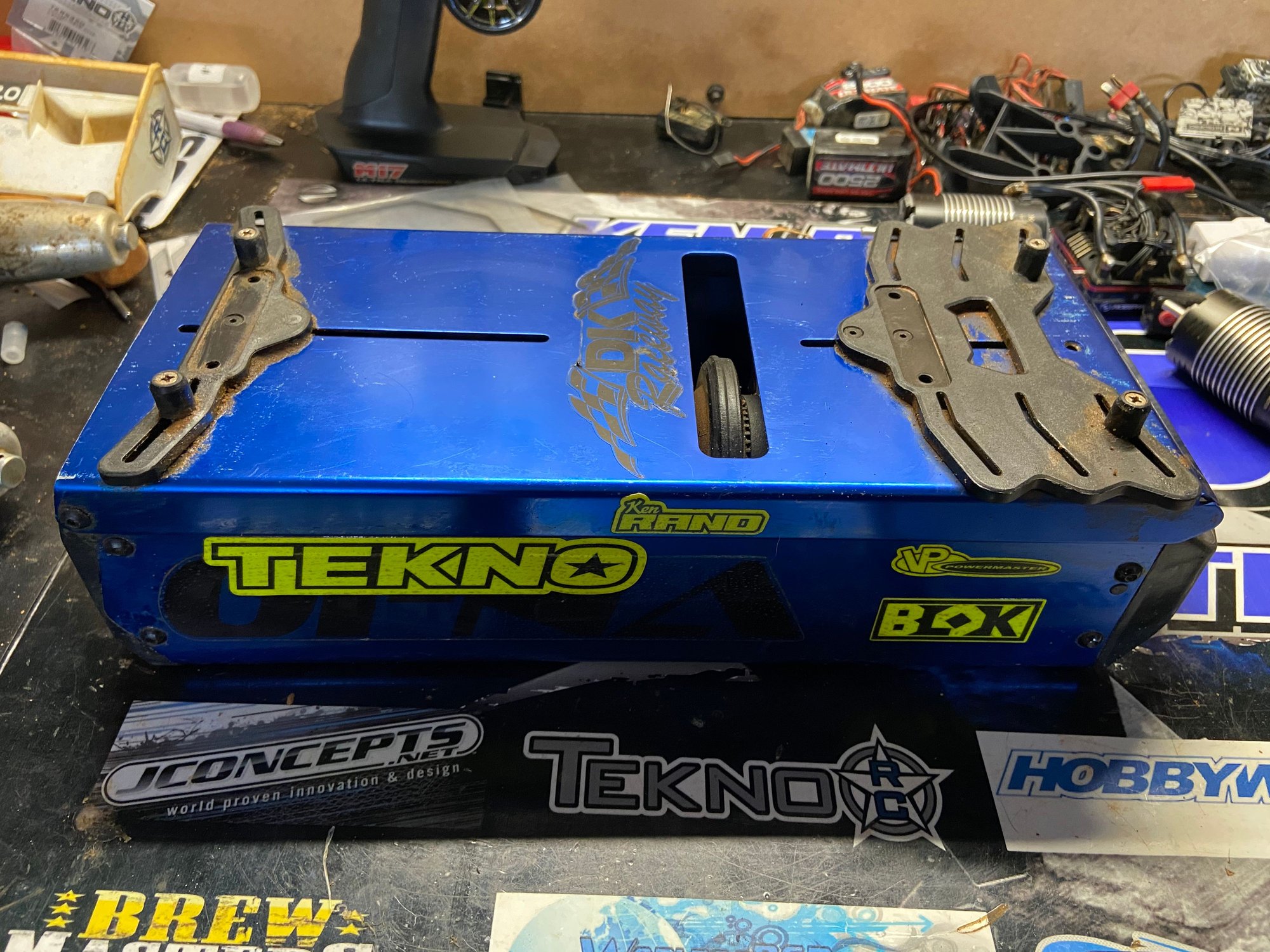 Two ofna blue starter boxes - R/C Tech Forums