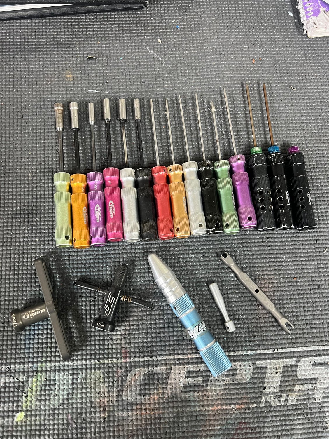 Assortment of tools / drivers / wrenches - R/C Tech Forums