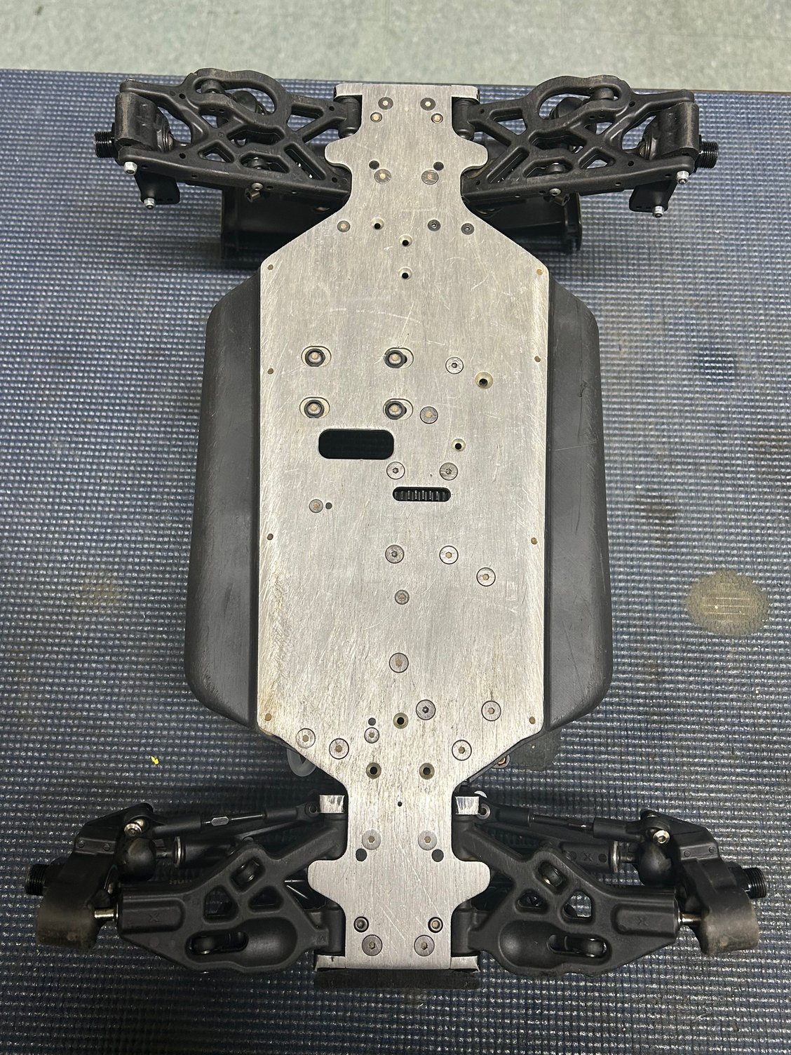 XRAY XB8 23 - R/C Tech Forums