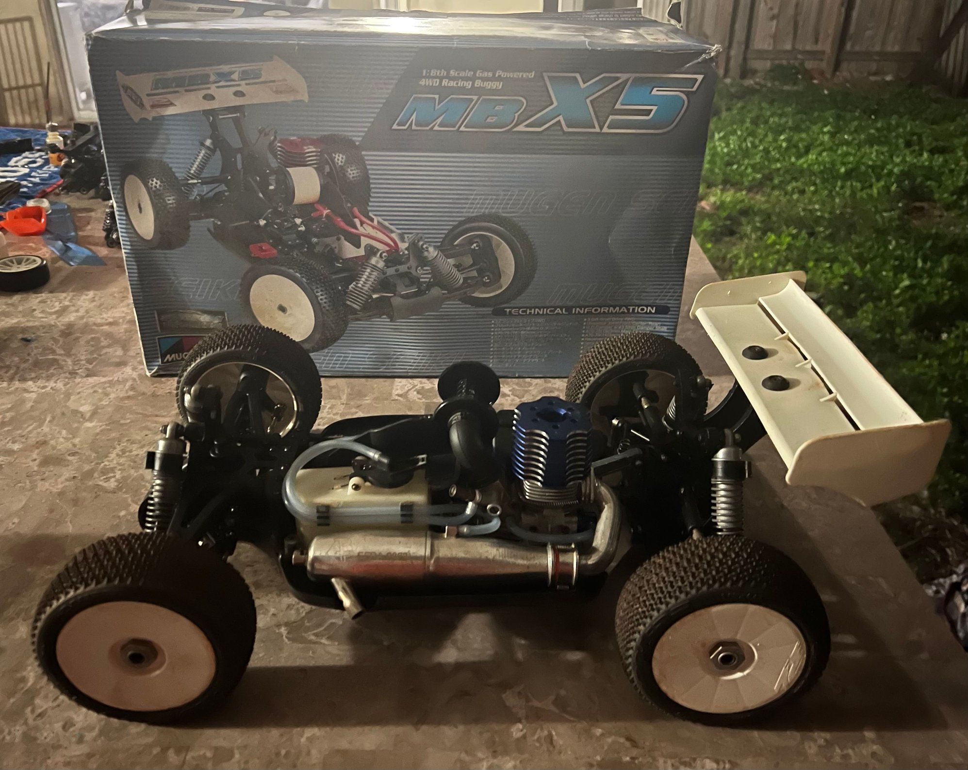 Mugen MBX5 complete race ready - R/C Tech Forums