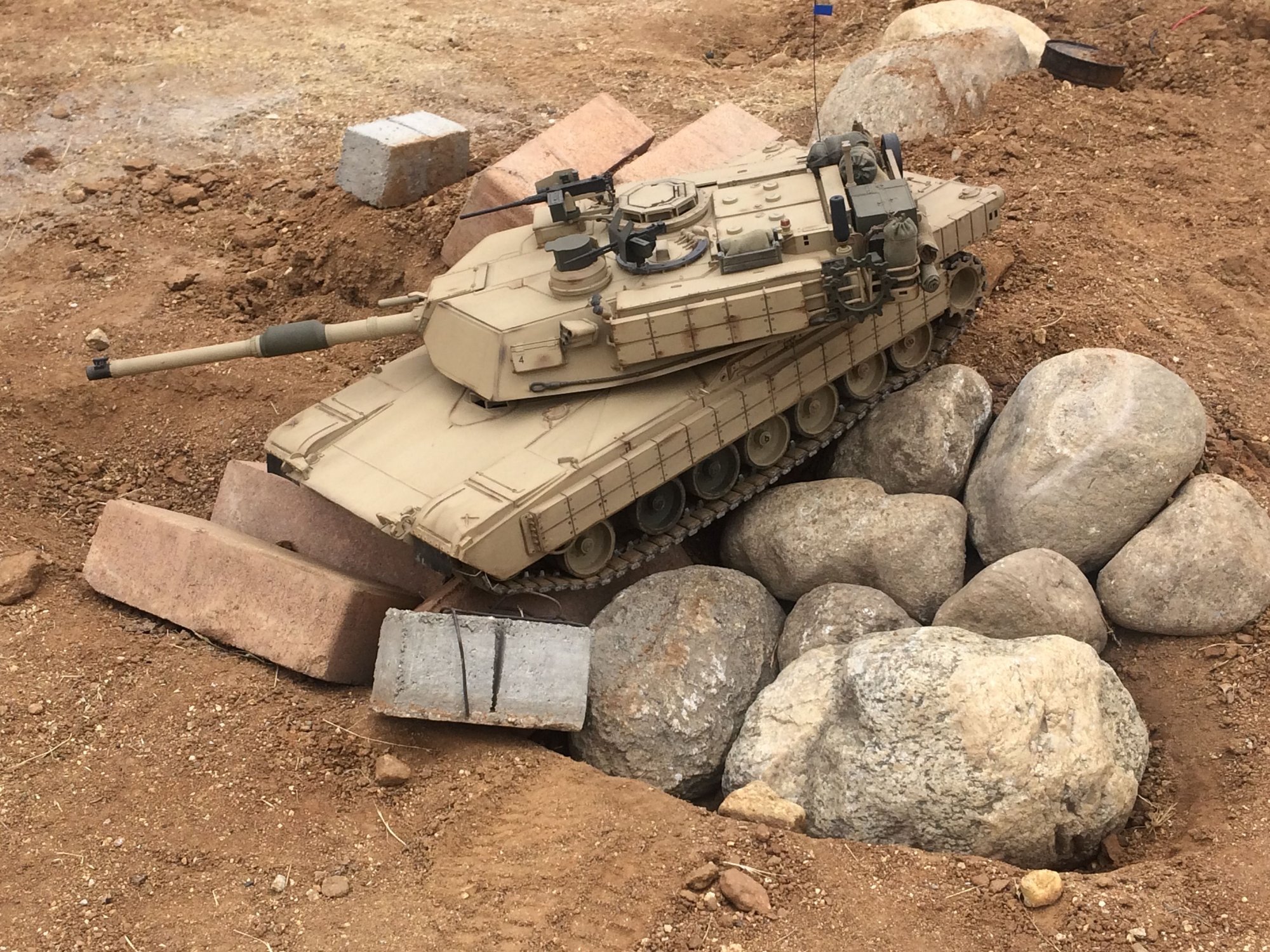 1/16 Abrams - RCU Forums