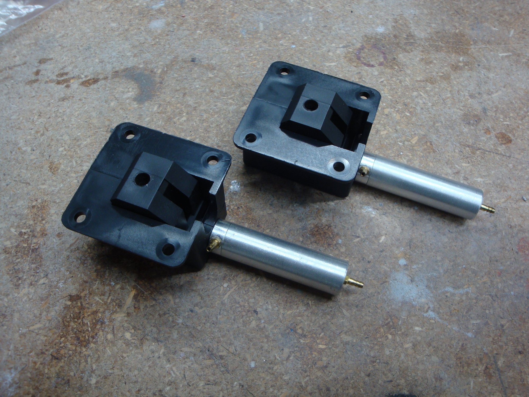 Robart 600 series retracts set, new - RCU Forums