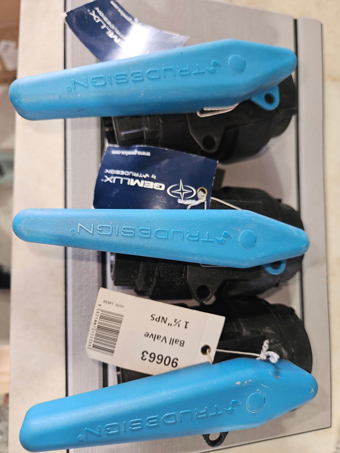 Gemlux 1 1/2 ball valve - The Hull Truth - Boating and Fishing Forum