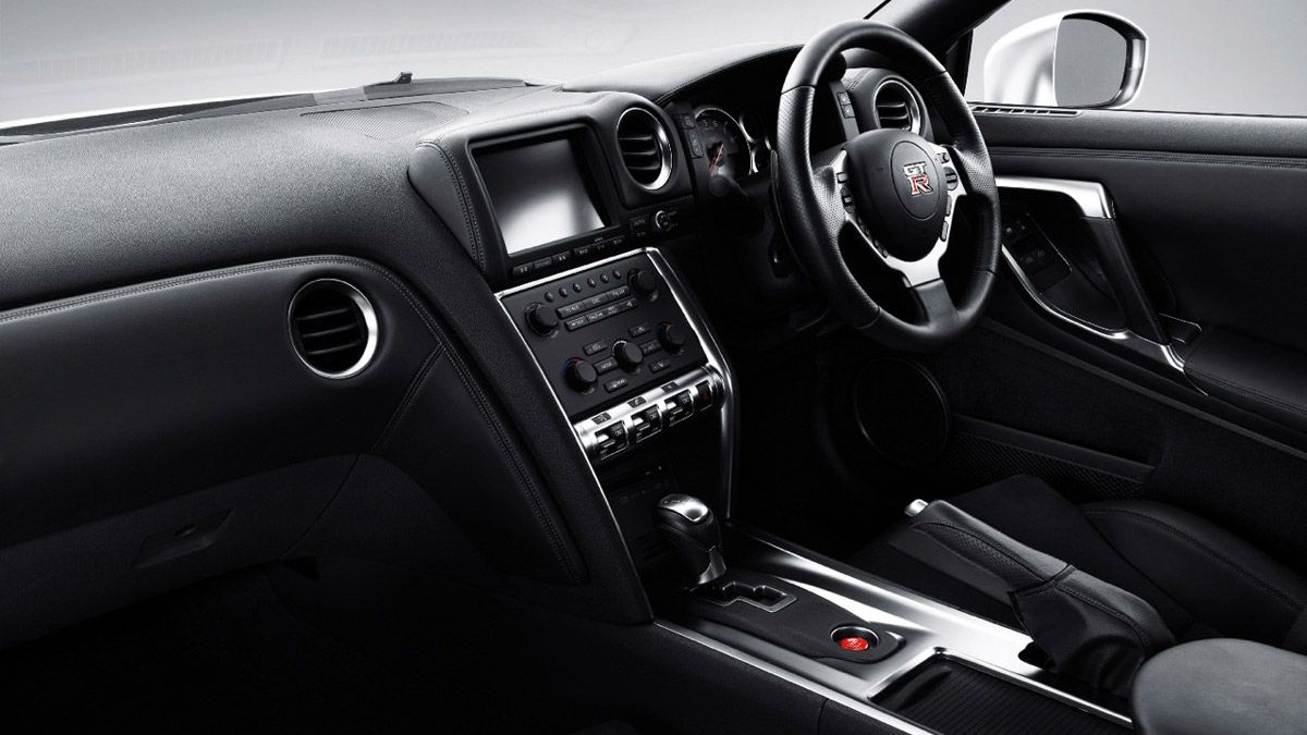 Dyno tests confirm Nissan GT-R drivetrain loss, power ratings