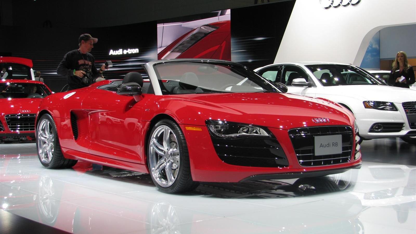 Gallery: 2011 Audi R8 Spyder and e-Tron Live From Los Angeles