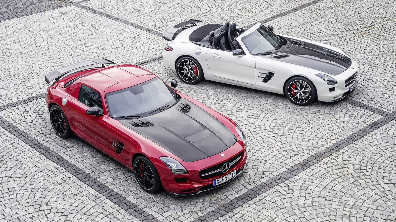 2015 Mercedes-Benz SLS AMG GT Final Edition Makes Debut