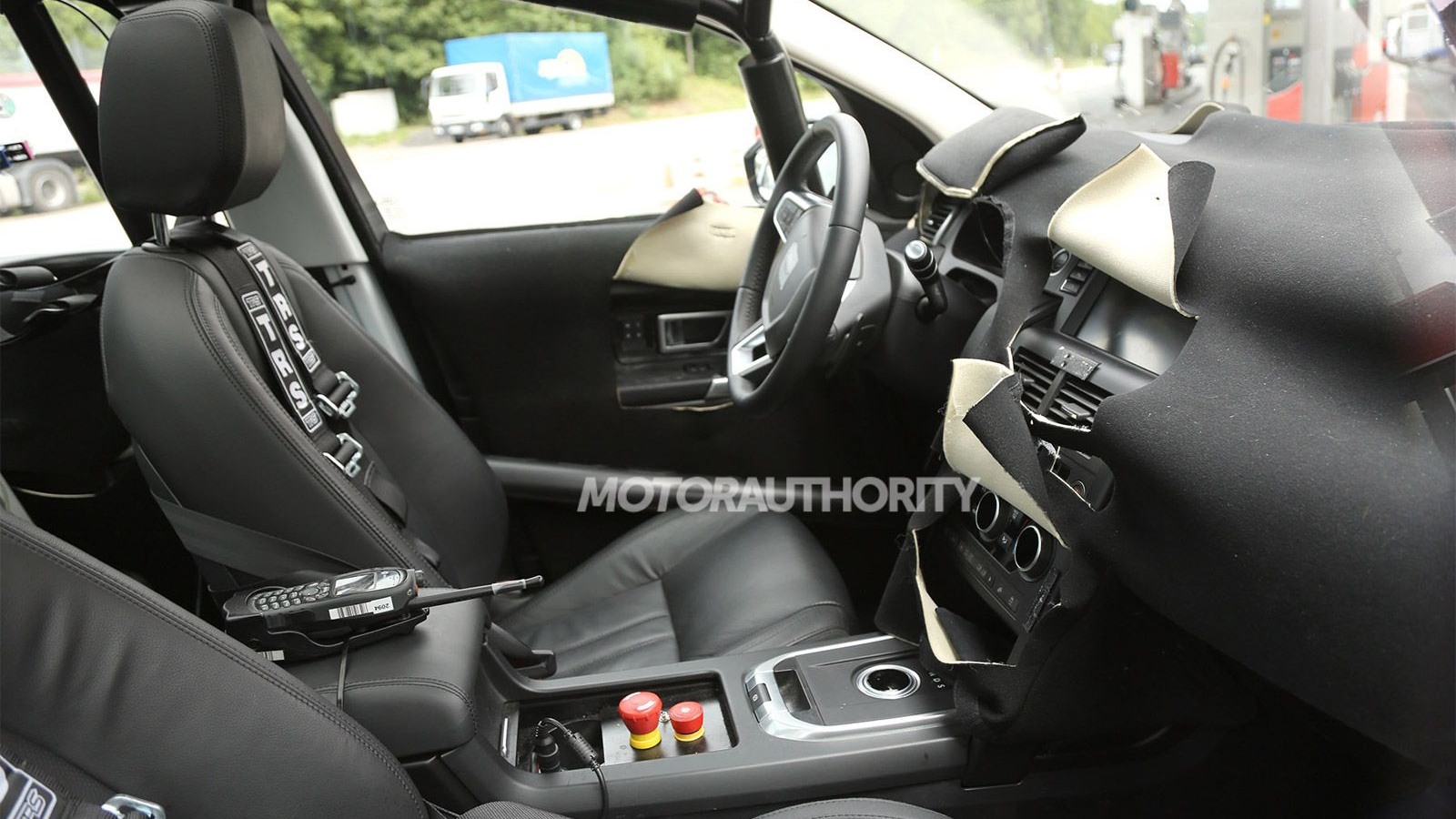 2016 Land Rover Discovery Sport Spy Shots (With Interior)