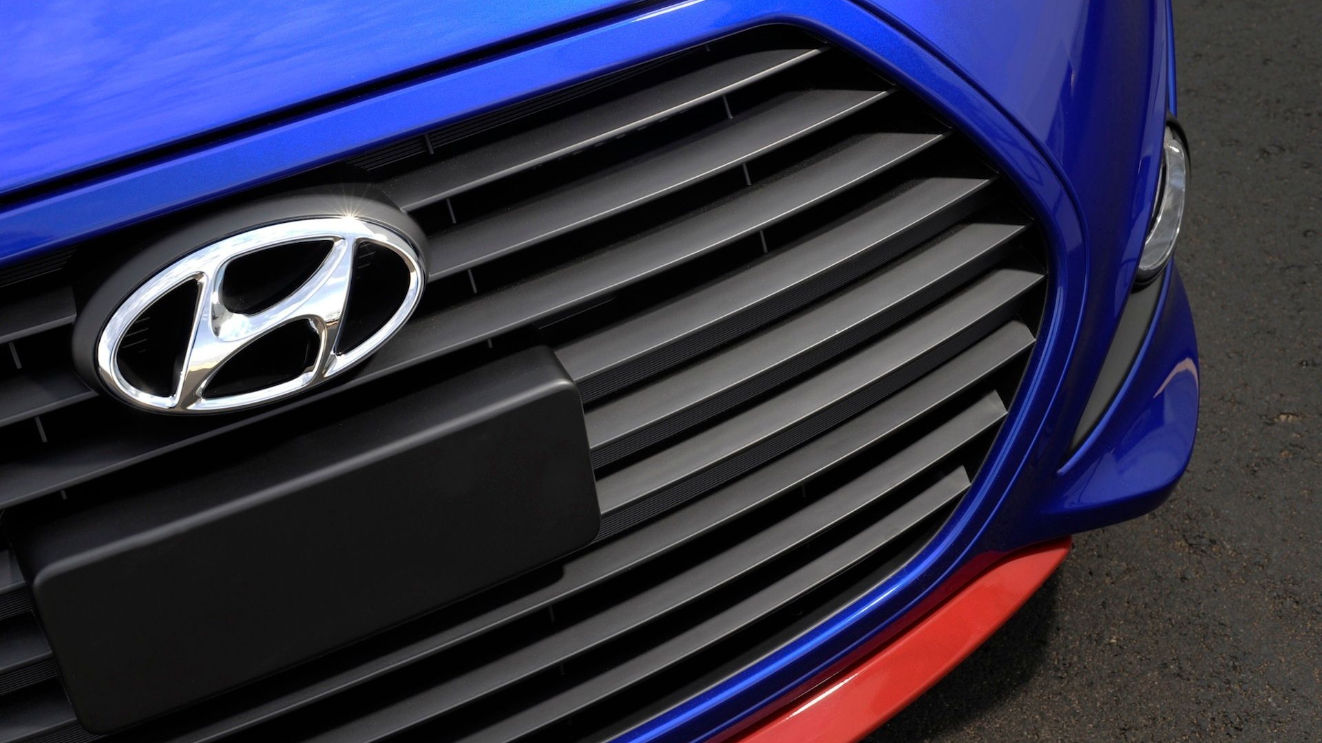 Hyundai Veloster Turbo Gets Performance R-Spec Trim