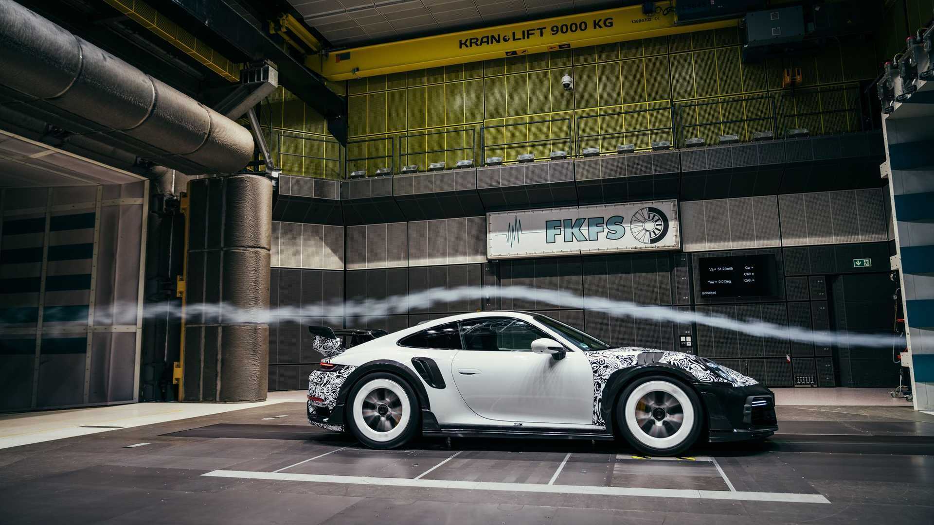 2021 Techart GT Street R is a tuned Porsche 911 Turbo that packs 800 hp