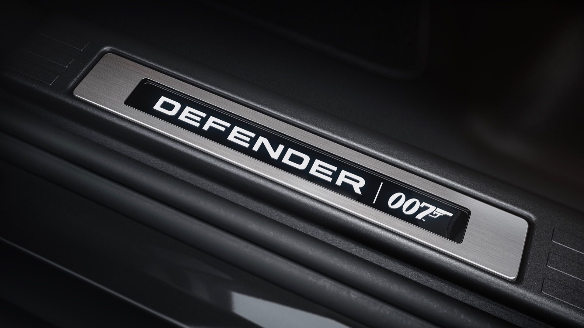Land Rover launches Defender V-8 Bond Edition inspired by 'No Time to Die'
