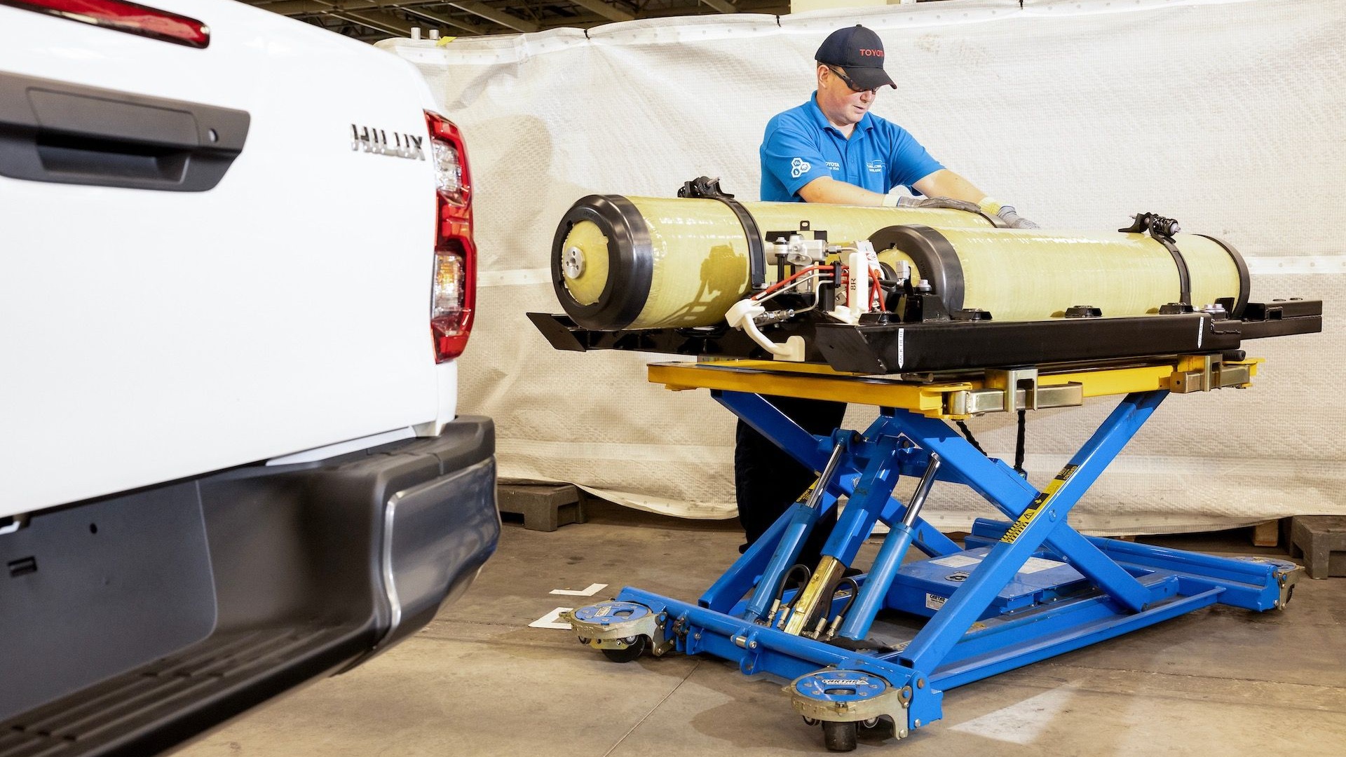 Toyota reveals hydrogen fuel-cell electric pickup truck