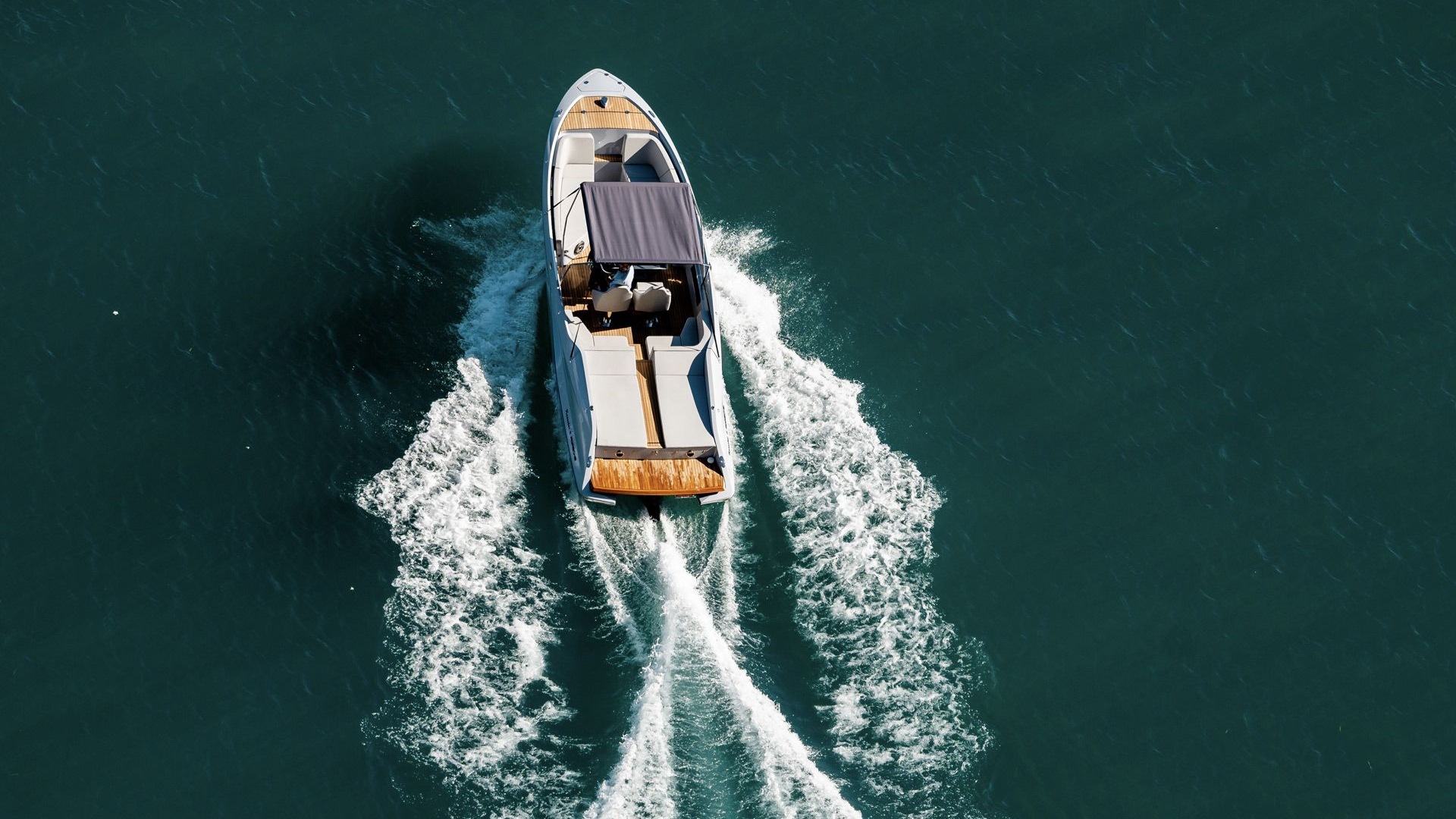 Frauscher x Porsche electric boat packs Macan EV power