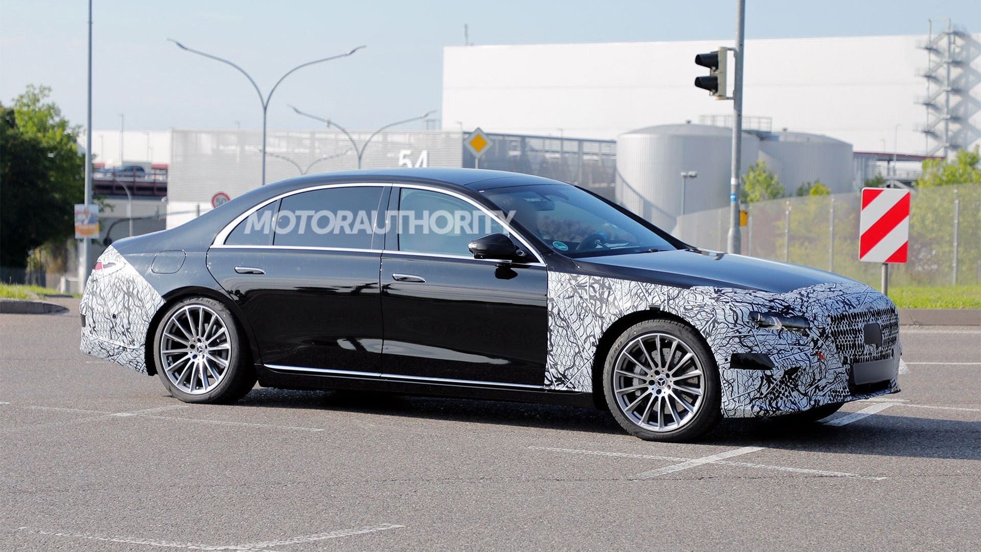2027 Mercedes-Benz S-Class spied with major update