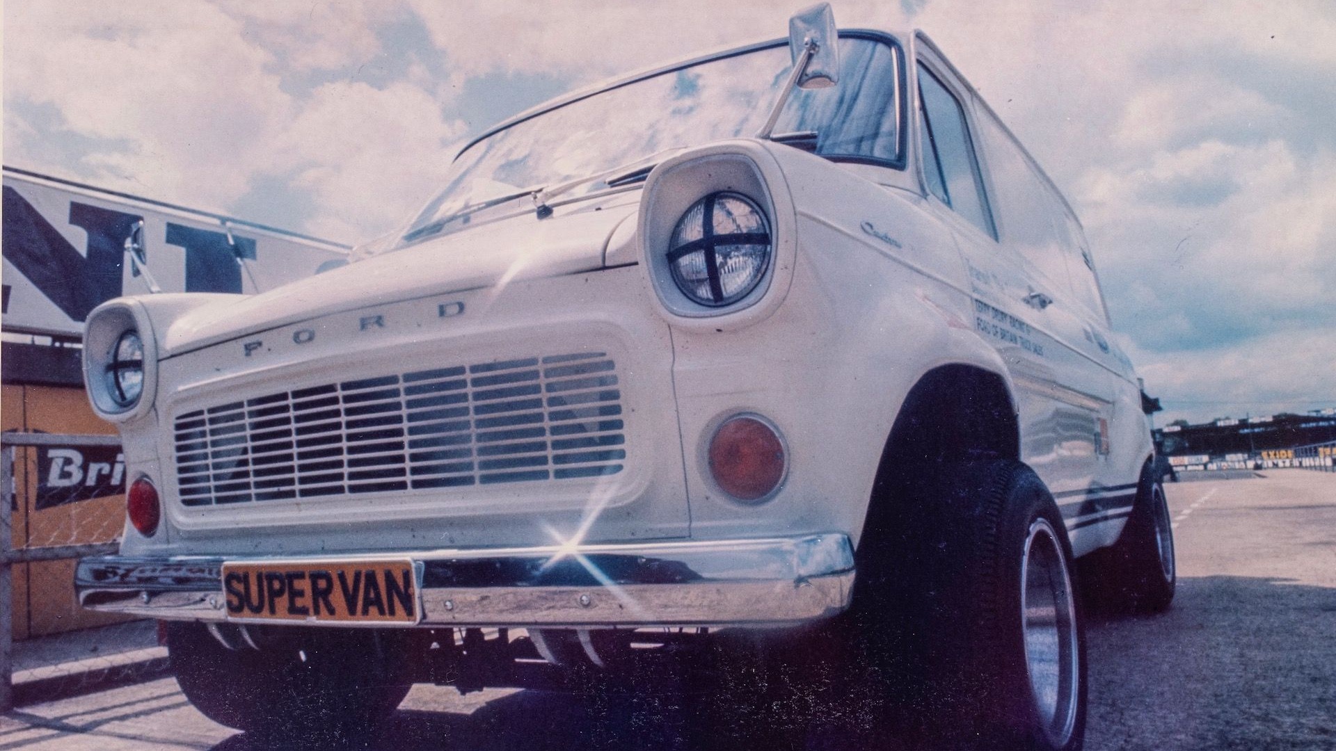 Original Ford SuperVan powered by GT40 V-8 resurfaces
