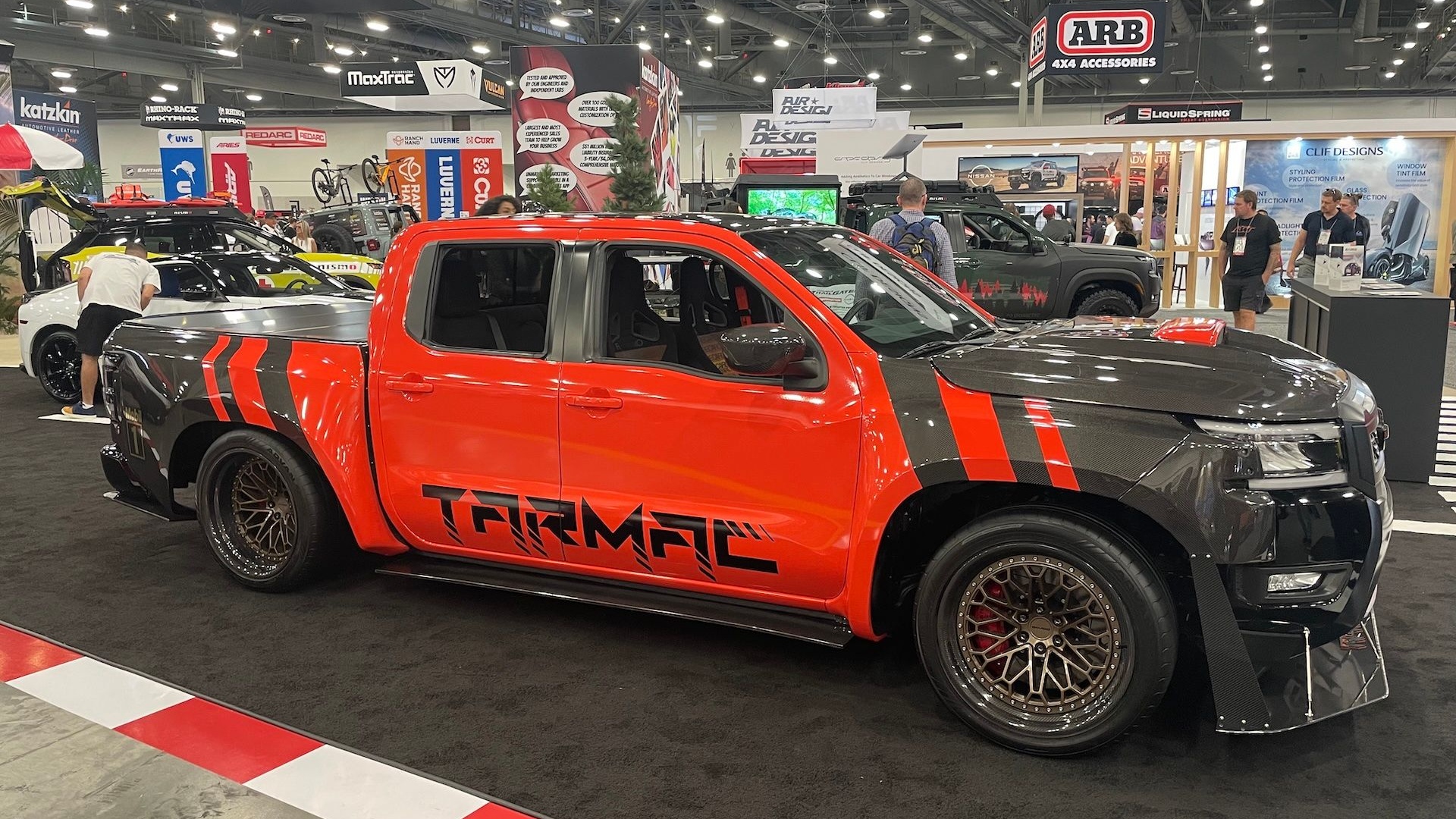 Nissan unveils supercharged Frontier Tarmac street truck concept