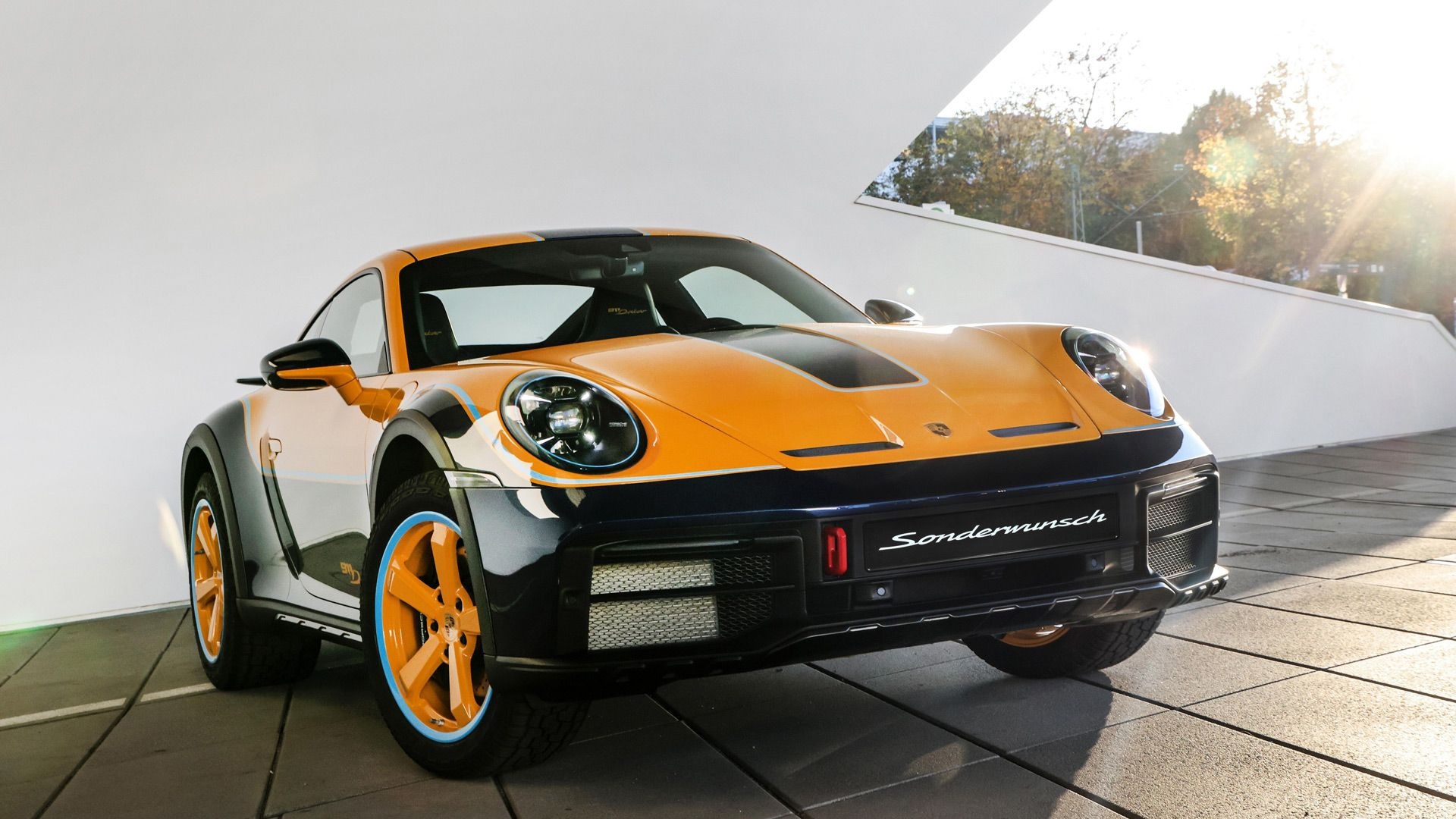 Final Porsche 911 Dakar is a Sonderwunsch special