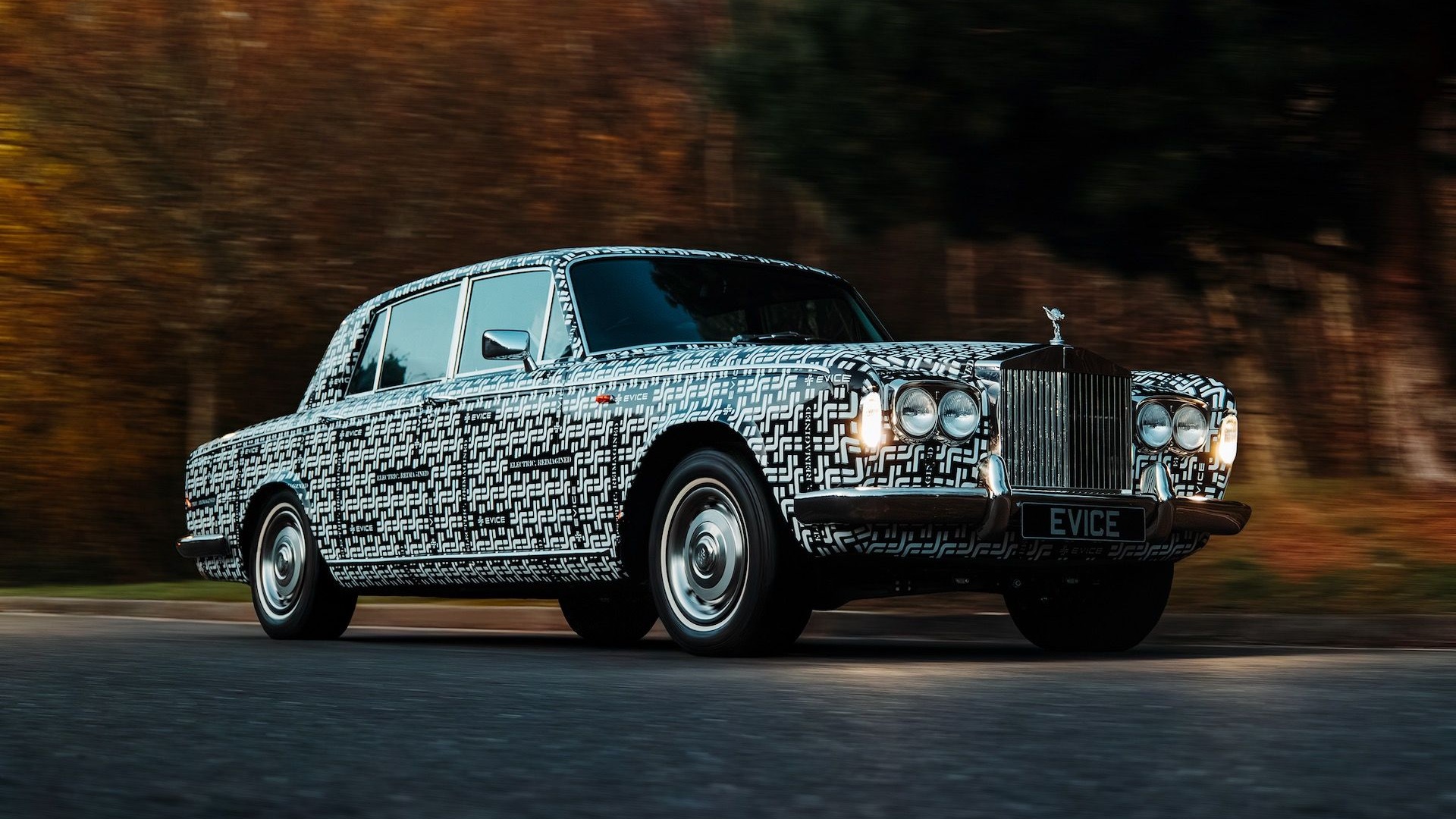 Rolls-Royce restomod takes classic luxury electric