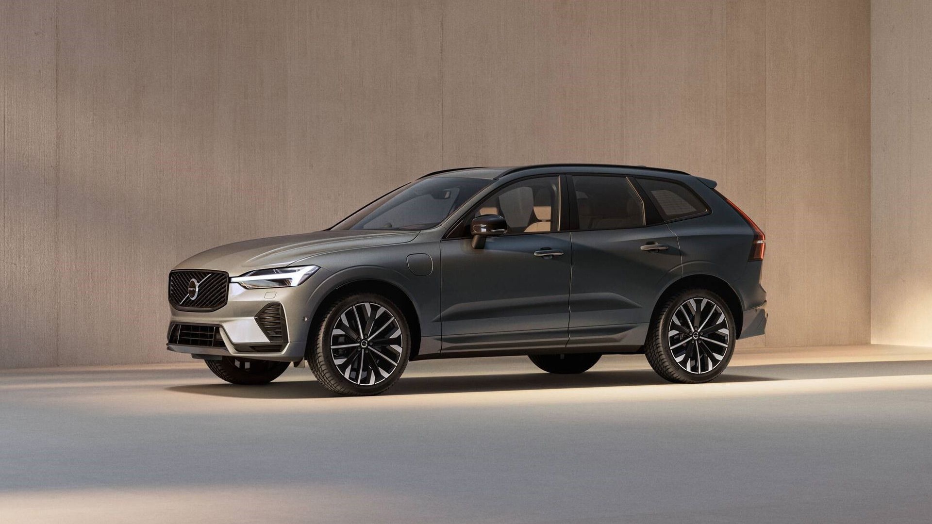 Updated Volvo XC60 arrives with refreshed exterior and cabin