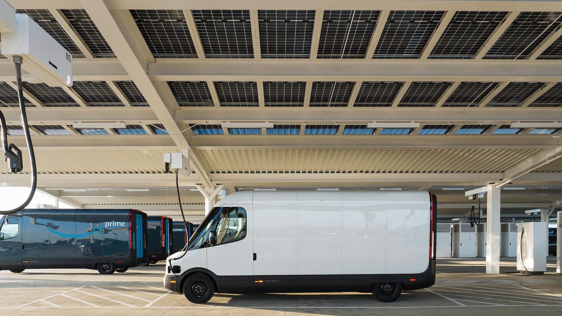 Rivian opens electric van sales to all fleets