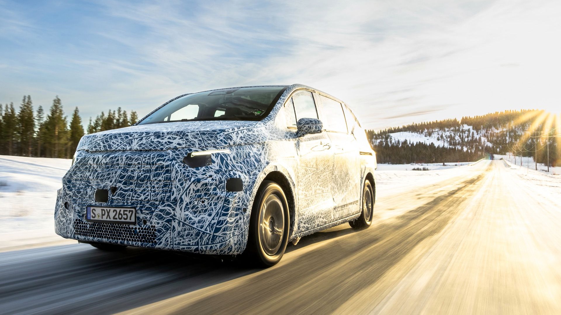 Photos - Pictures of the Latest Electric Cars and Plug-In Hybrids ...