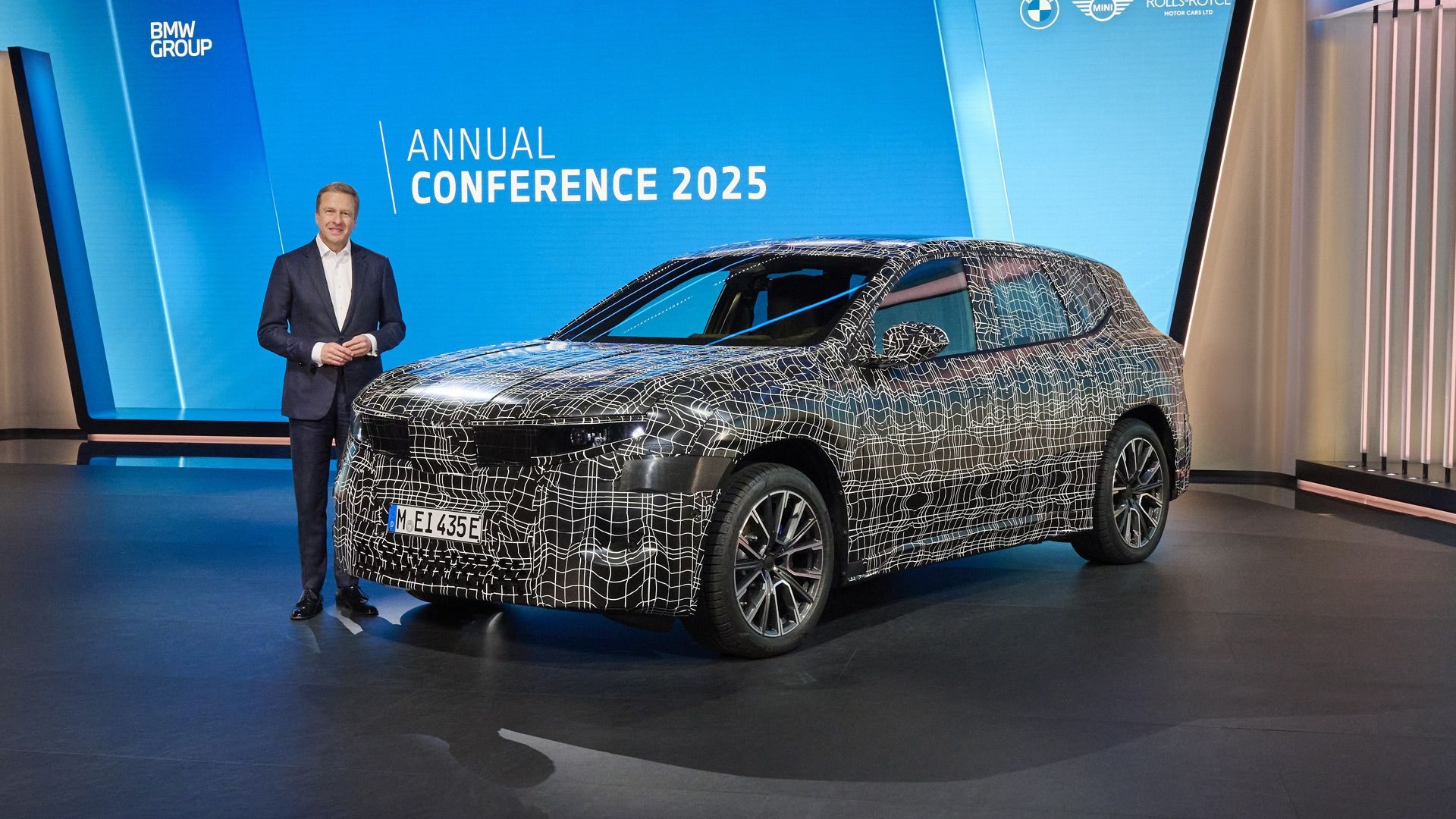 Rivian opens electric van sales to all fleets