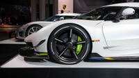 The Koenigsegg Jesko show car has 34 layers to its paint