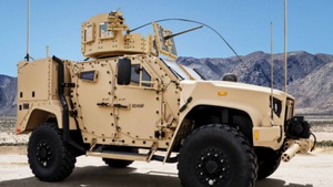 Oshkosh eJLTV: Humvee successor gets electrified