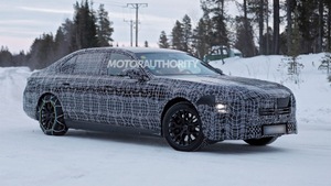 2027 BMW 7-Series spied with major update