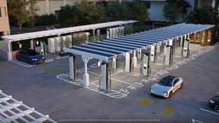 Self-Contained Solar Carport With Battery: Electric-Car Charging For ...